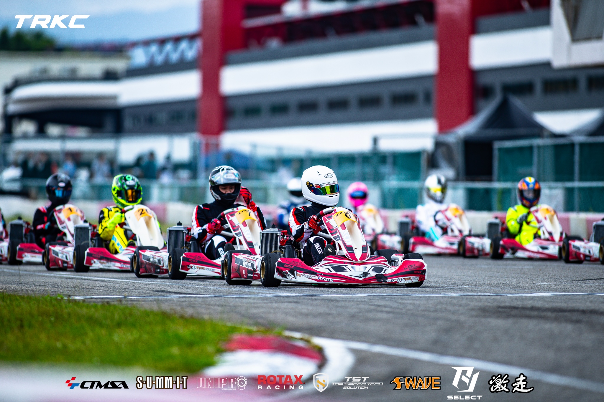 TRKC RD4 點燃戰火 台日聯軍挑戰耐力極限 - ESRacing